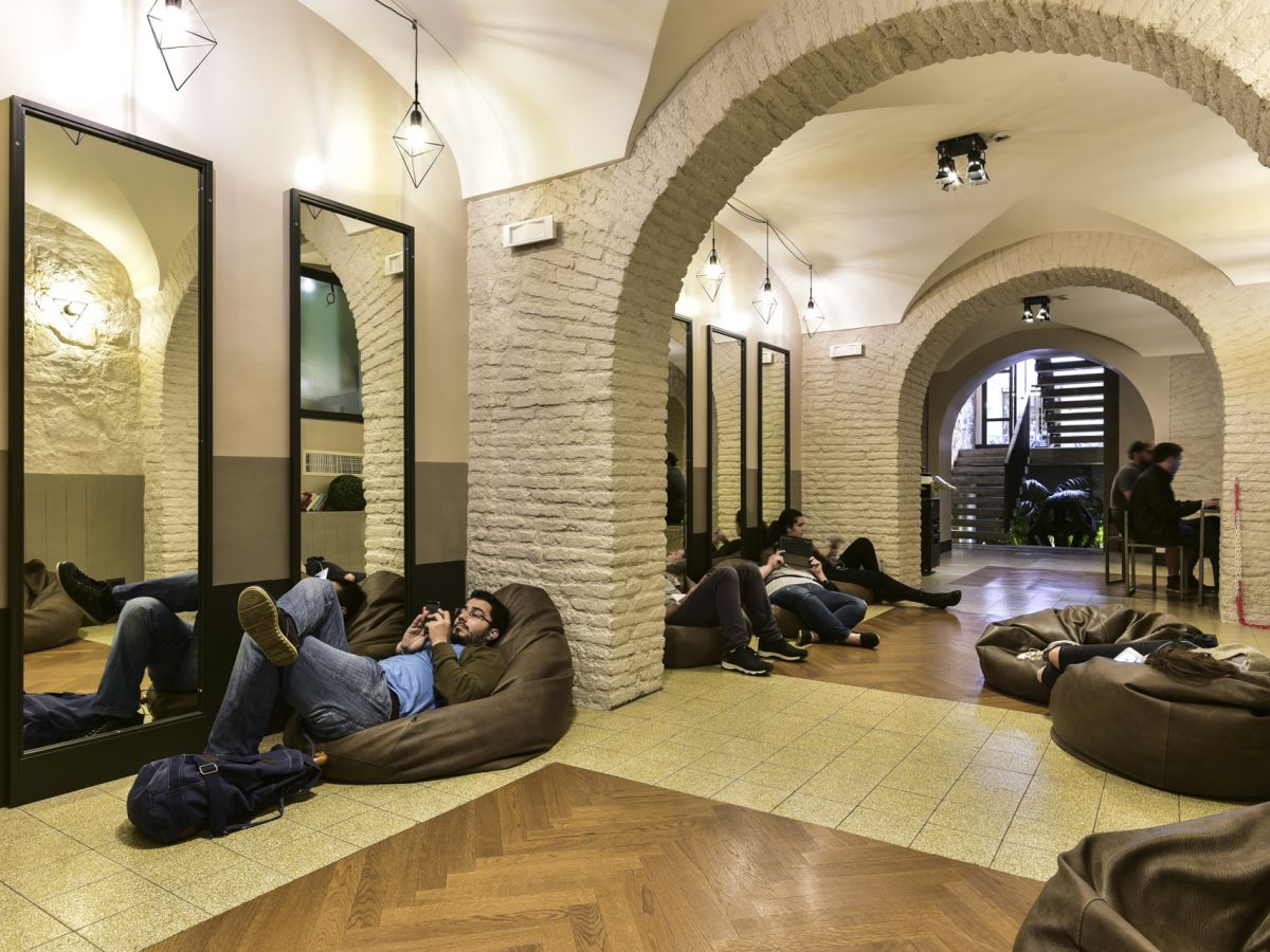 Yellow Hostel Rome – Campus Florence